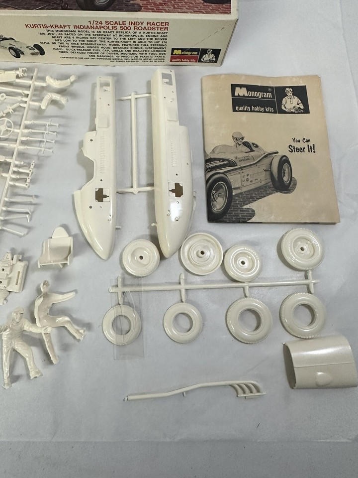 Vintage Monogram Indianapolis Racer 1958 Model Kit PC12 98 & Kurtis ...