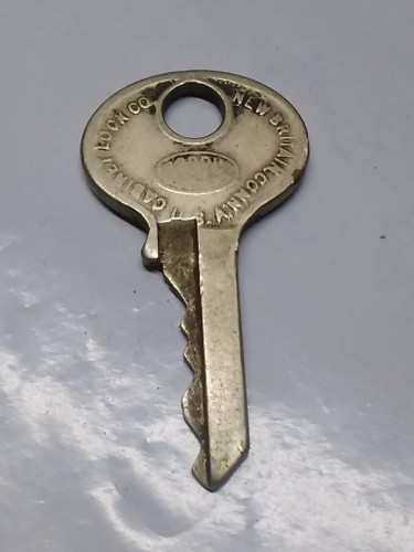 CORBIN LOCK Co. # 9R84766 Trunk Padlock Lock Key USA | eBay