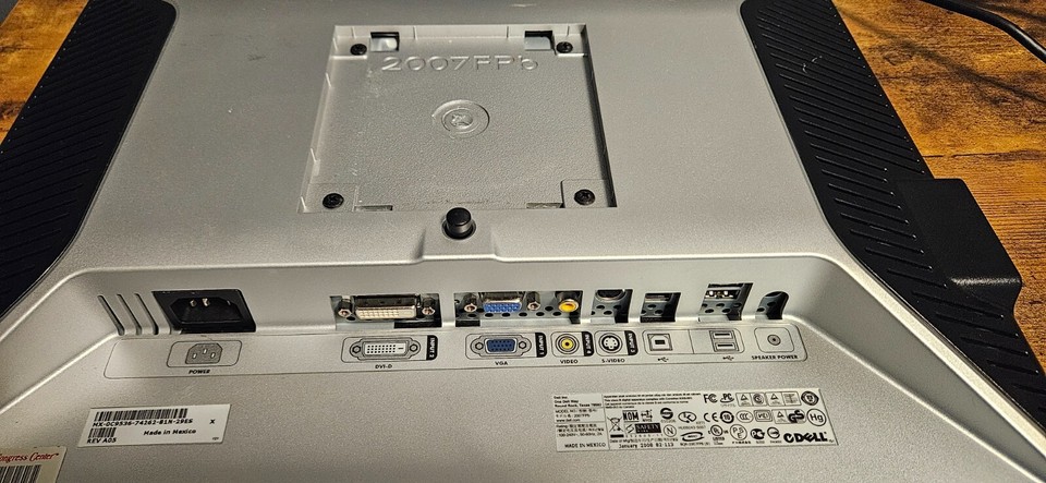 Dell 2007FPB 20" LCD Monitor 1600x1200 DVI VGA W/STAND & CABLE POWER | eBay