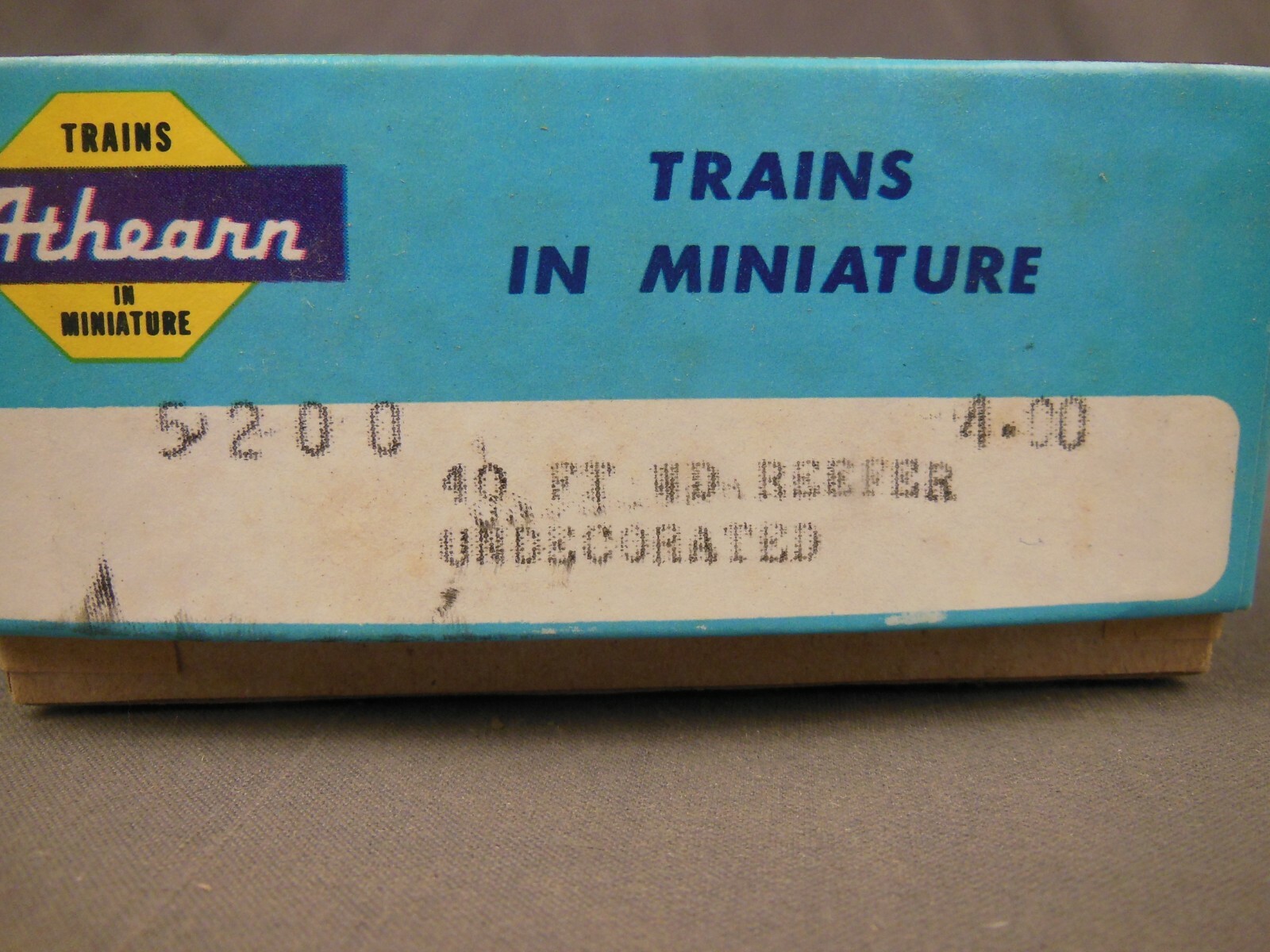 HO SCALE ATHEARN 5200 UNDECORATED 40' WOOD REEFER KIT | eBay