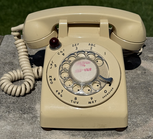 Vintage Stromberg Carlson SC-500Y Rotary Phone Creamy/Beige W/ Light ...