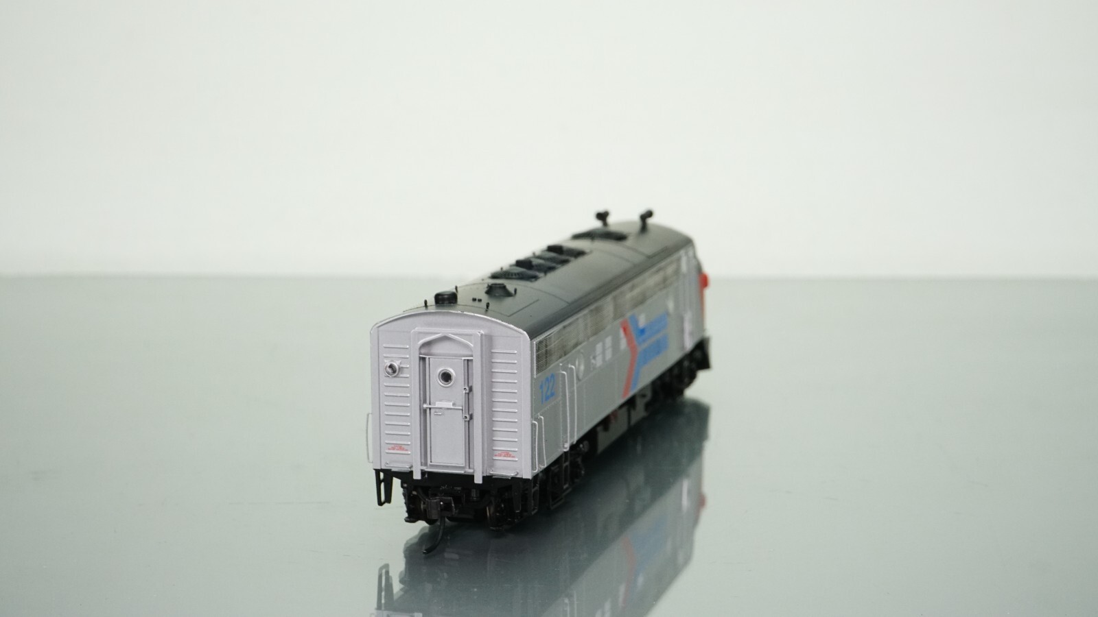 InterMountain FP7 Amtrak 122 HO scale | eBay