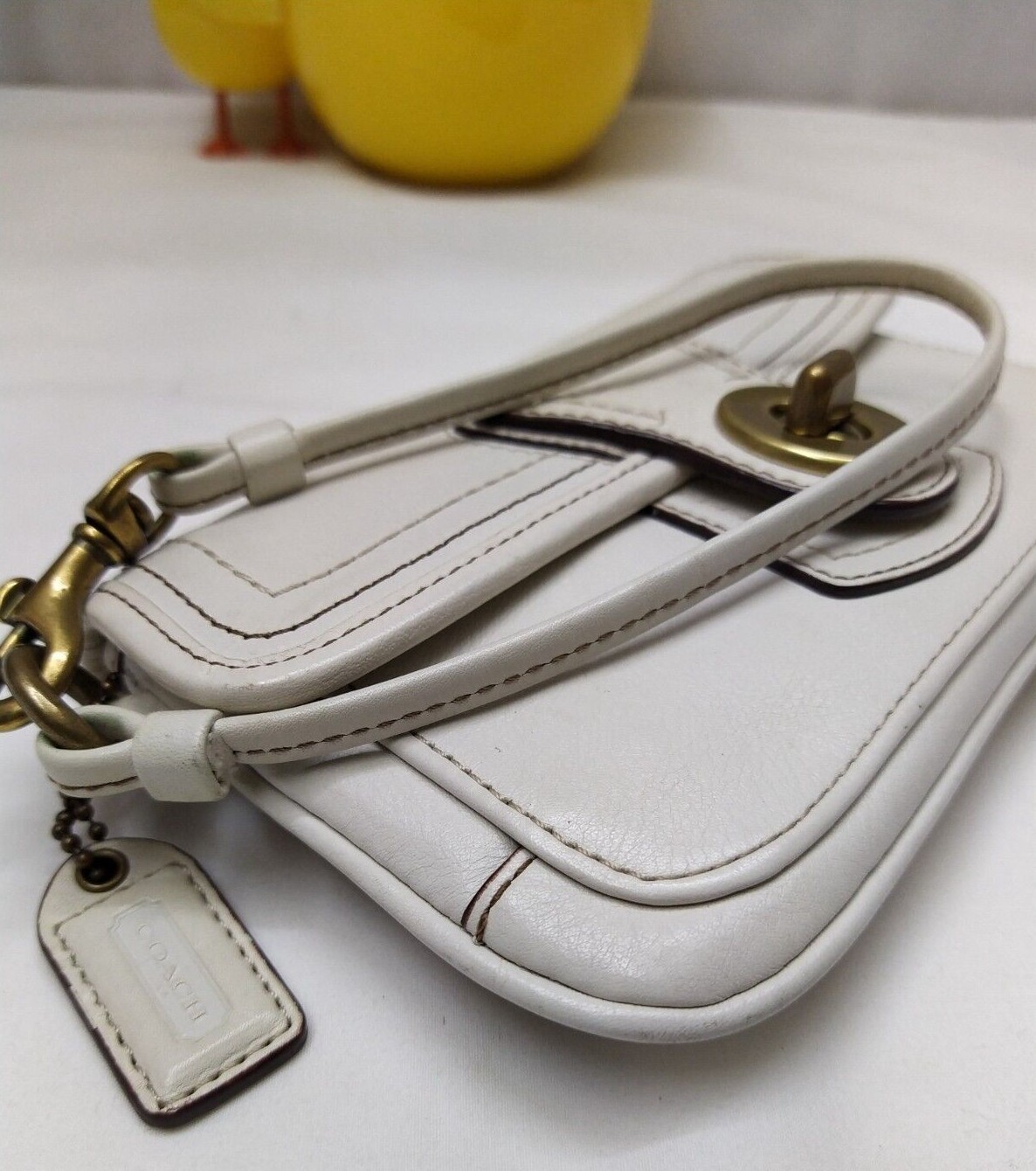 Coach Gigi White Leather 65th Anniversary Turnlock Wr… - Gem