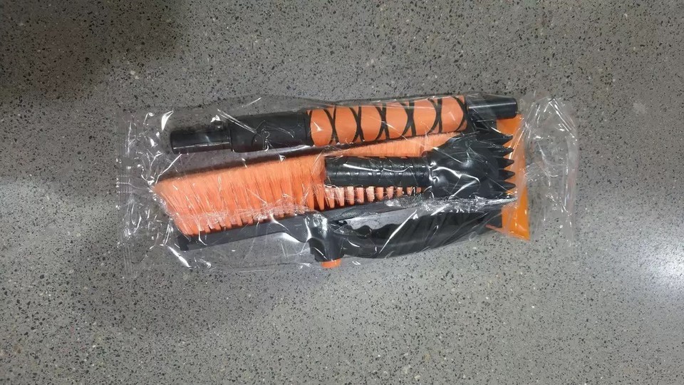 35.4″360°Rotating Extendable Snow Brush and Ice Scraper, Telescoping ...