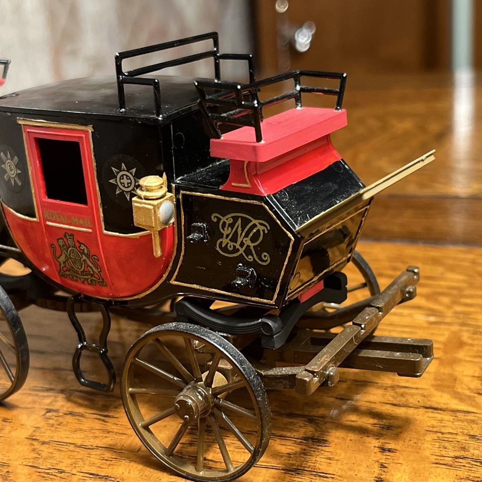 Vintage Paramount 1:30 Royal Mail Coach Plastic Model Kit Old Built ...
