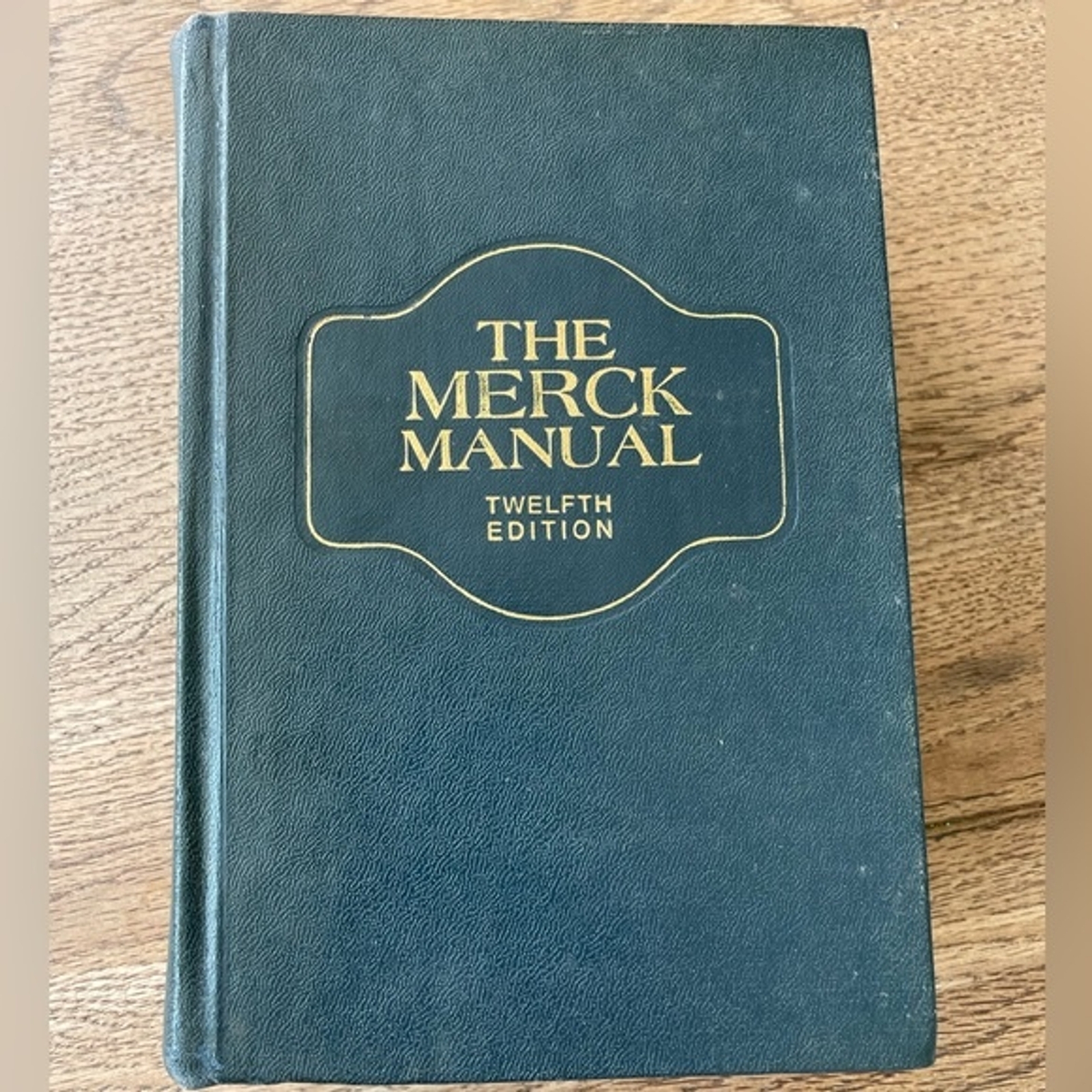 The Merck Manual Vintage 1972 Twelfth Edition. Medical diagnosis ...