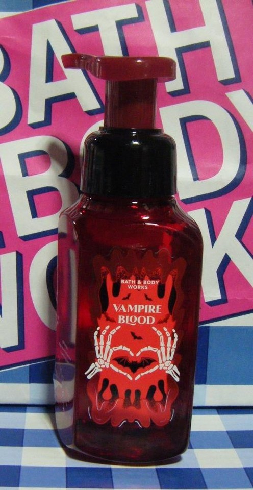 BATH & BODY WORKS GENTLE FOAMING HAND SOAP New - Vampire Blood (W/1350 ...