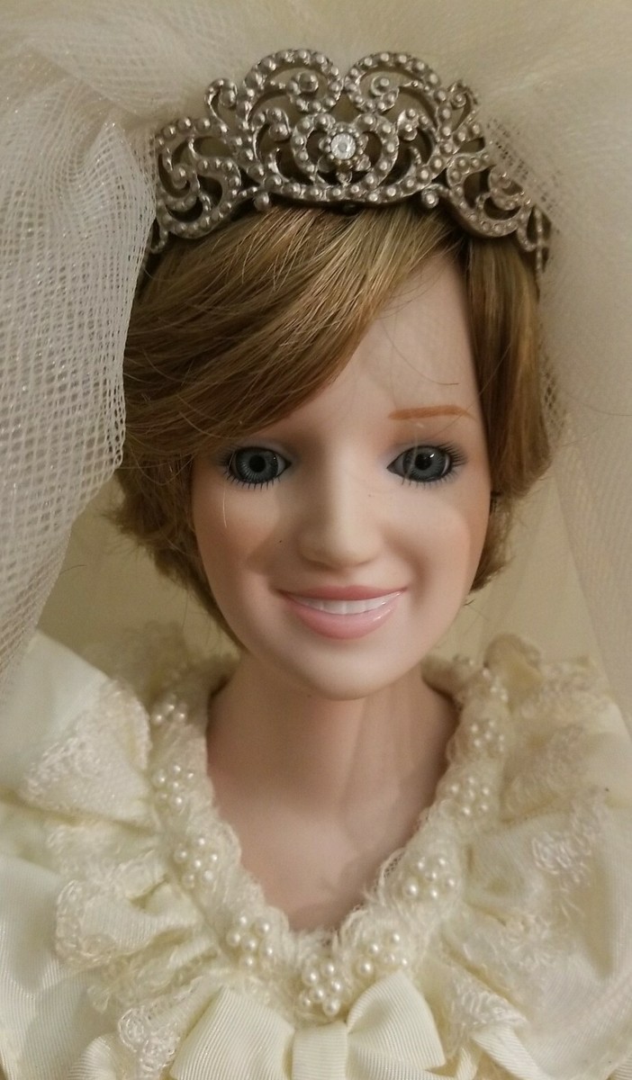 Diana Doll's Instagram, Twitter & Facebook on IDCrawl