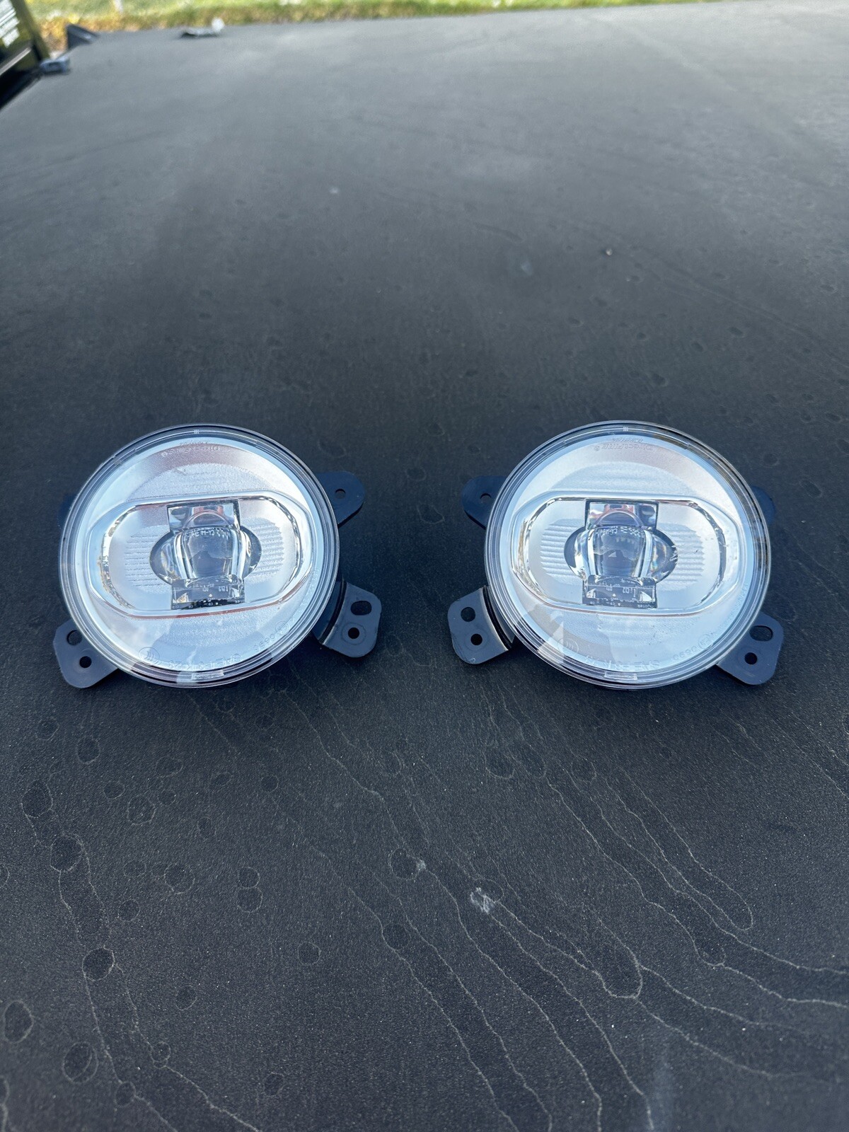 OEM | 2018 - 2023 Jeep Wrangler JL Gladiator LED Fog Light #68307273AE ...