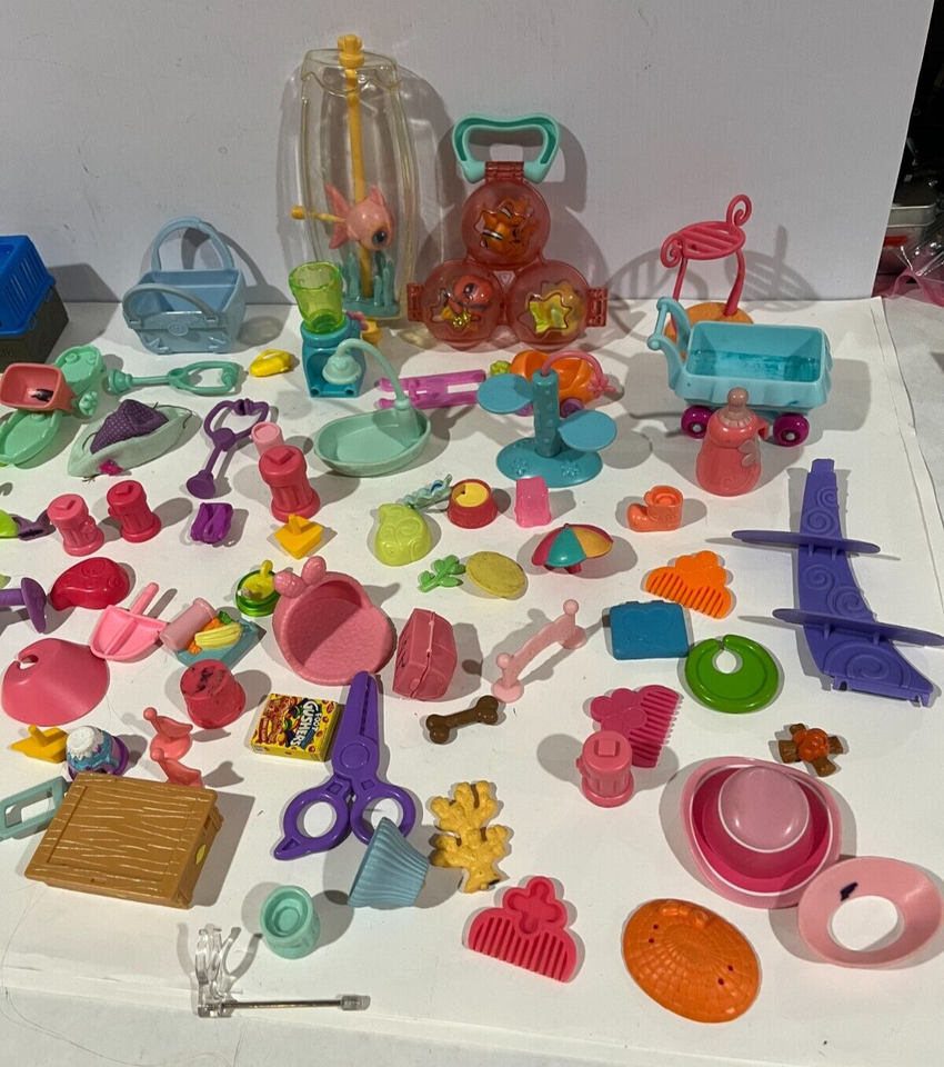 Littlest Pet Shop Furniture/Loose Accessories Lot LPS Carrier | eBay