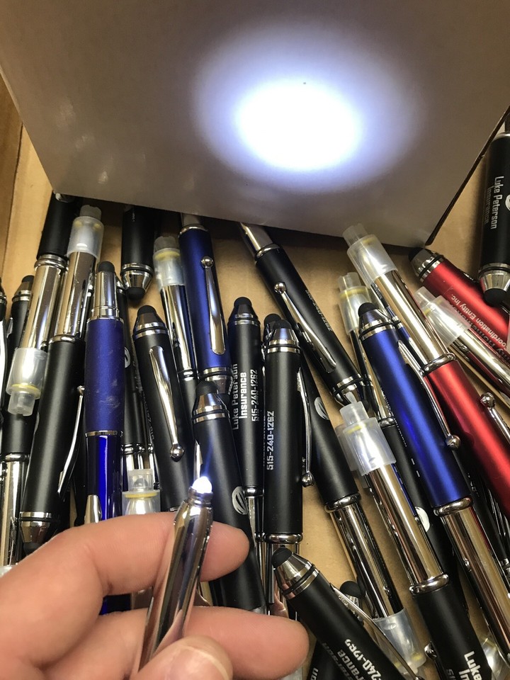 Bulk Lot of 100 LED Light Pens Misprint Ball Point Pens with Stylus | eBay