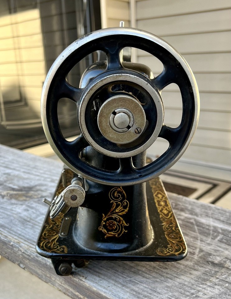 Antique Domestic Vibrating Shuttle Sewing Machine Buffalo NY | eBay