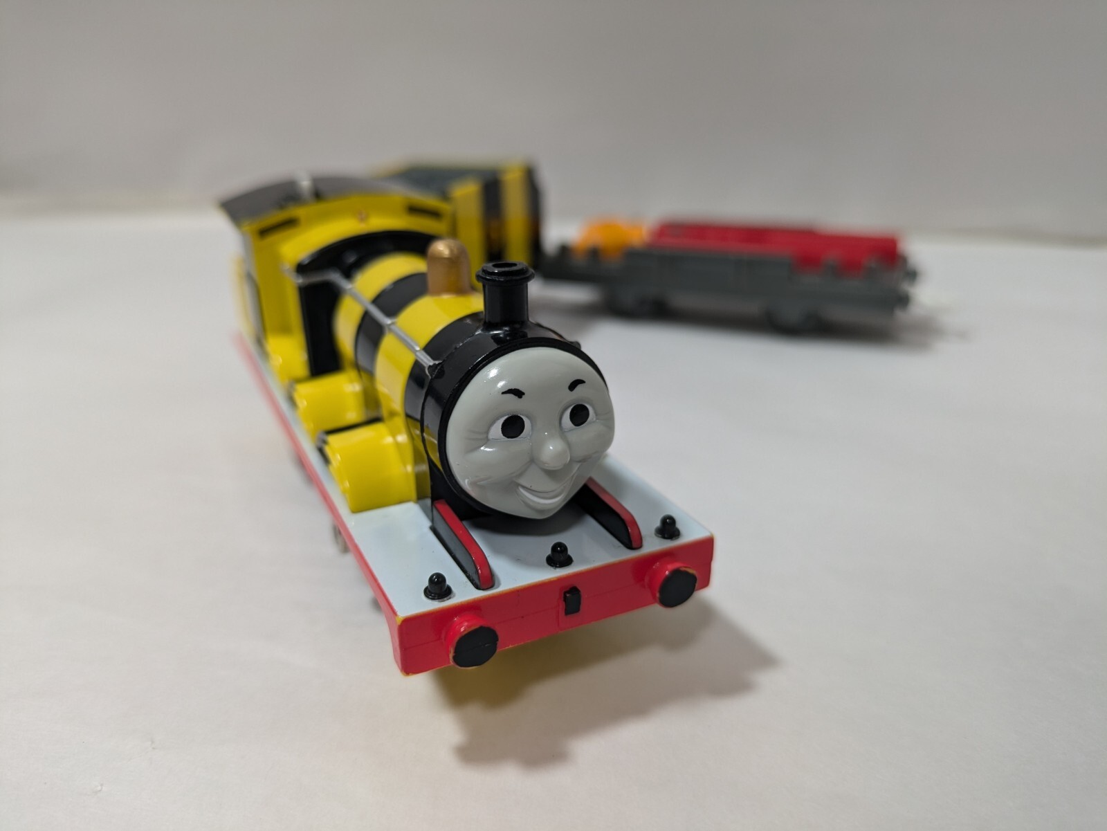 Thomas & Friends TOMY Plarail Trackmaster Busy Bee James Rare Tain ...