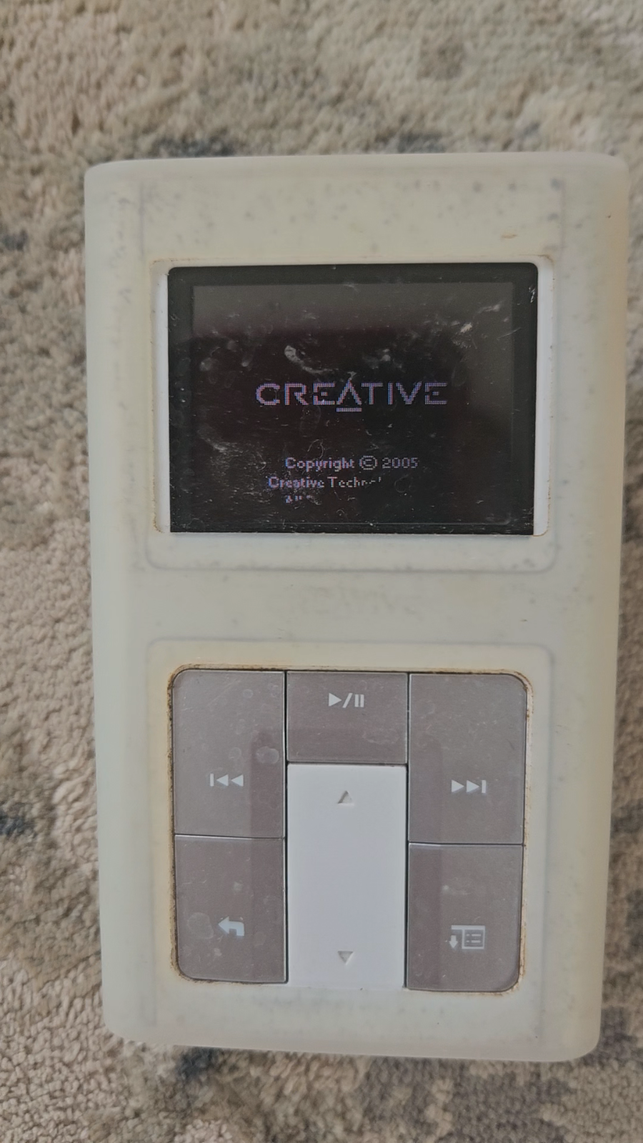 Creative ZEN Sleek Photo 20gb MP3 Player Silver, as is, with music and ...