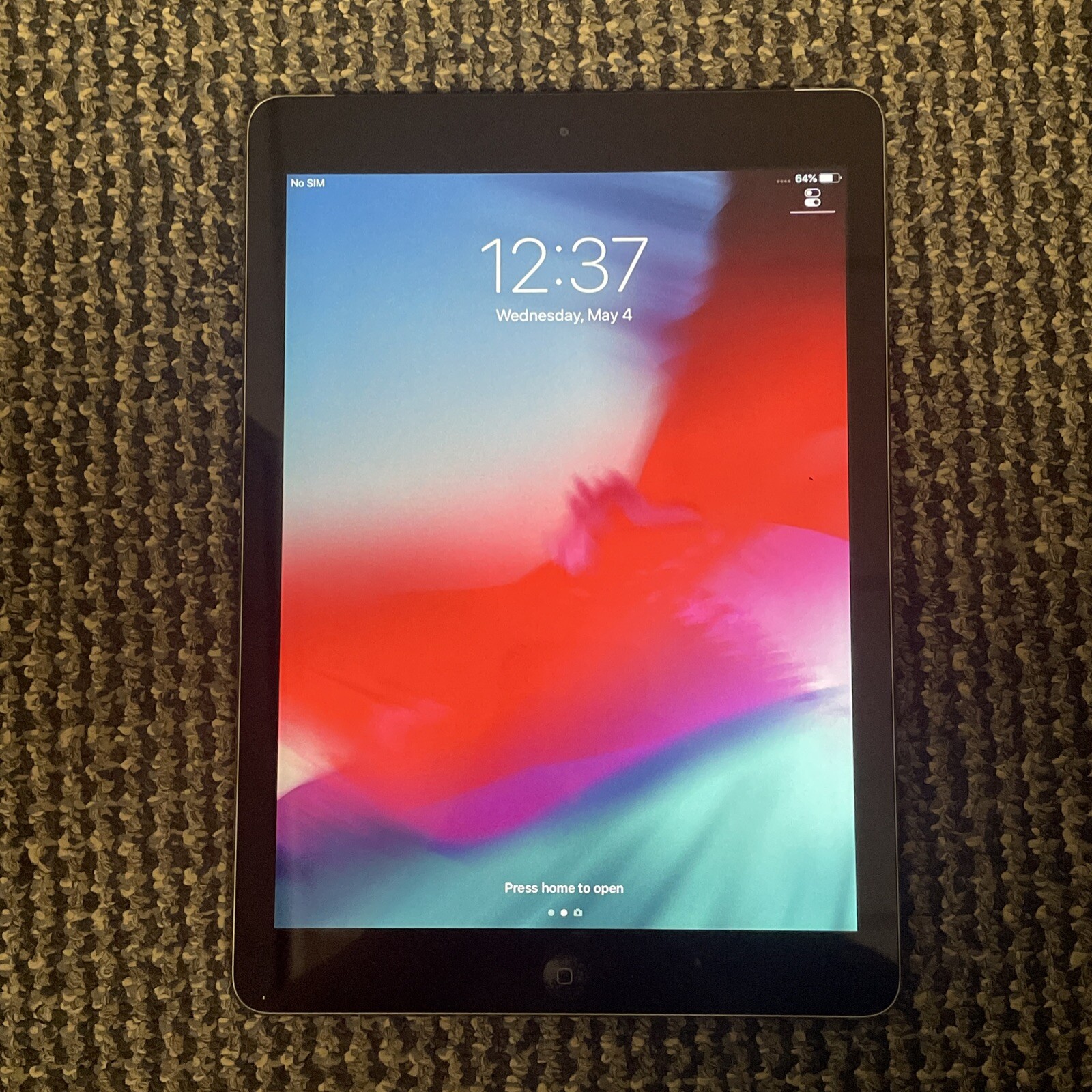 Apple iPad Air 1st Gen. 16GB Wi-Fi + Cellular 9.7in - (ME993LL/A ...