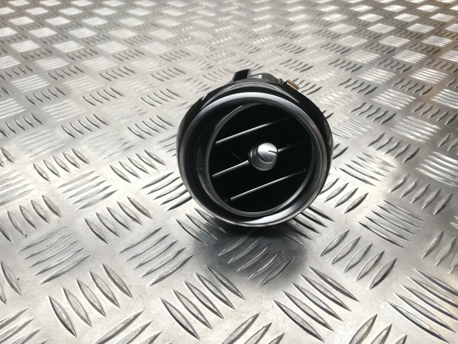 B23 Mercedes-benz GLC C class A2058304604 Front Dashboard Center Air ...