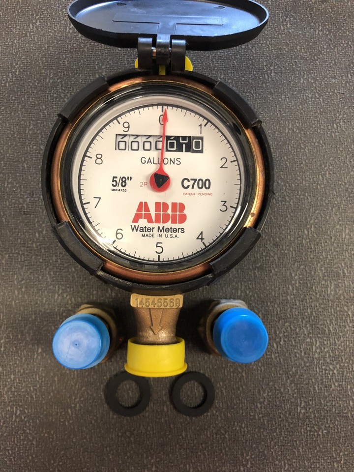 ABB 5/8x3/4 C700 Direct Read US Gallons Water Meter And Couplings | eBay