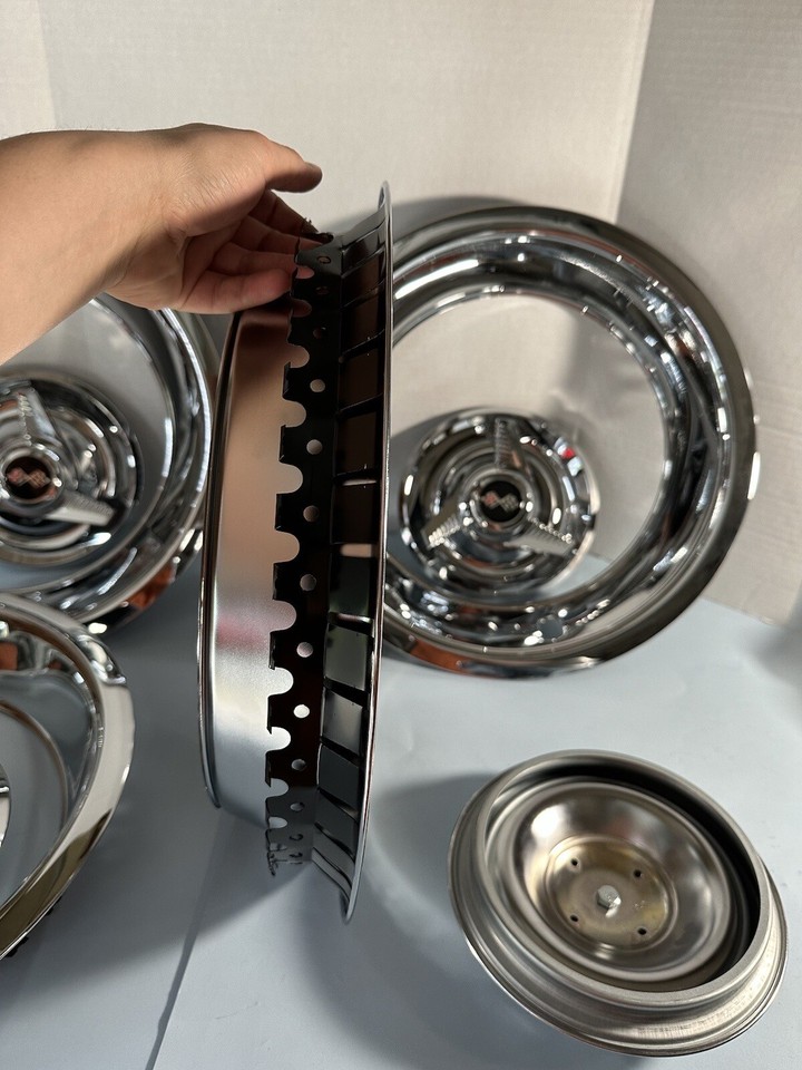 (4)3 FLUTED BAR SPINNERS CENTER CAPS (4) TRIM RINGS FOR 15x8 RALLY ...