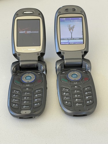 x2 LG VX8300 Verizon Wireless Gray Flip Cell Phone - Powers ON AS IS W ...