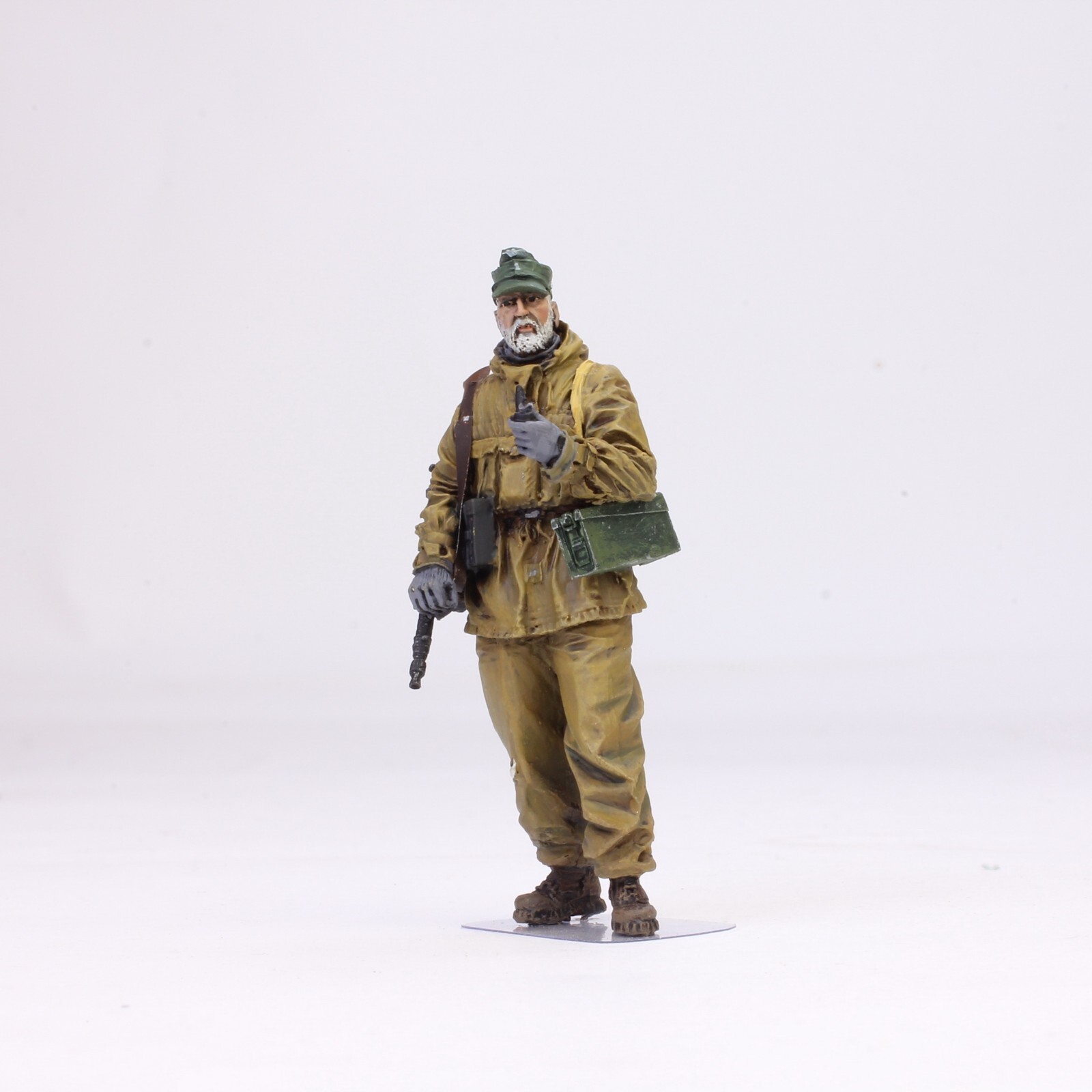 German Gebirgsjager - Moutain Troop 1944-1945 WWII 1:35 Pro Built Model ...