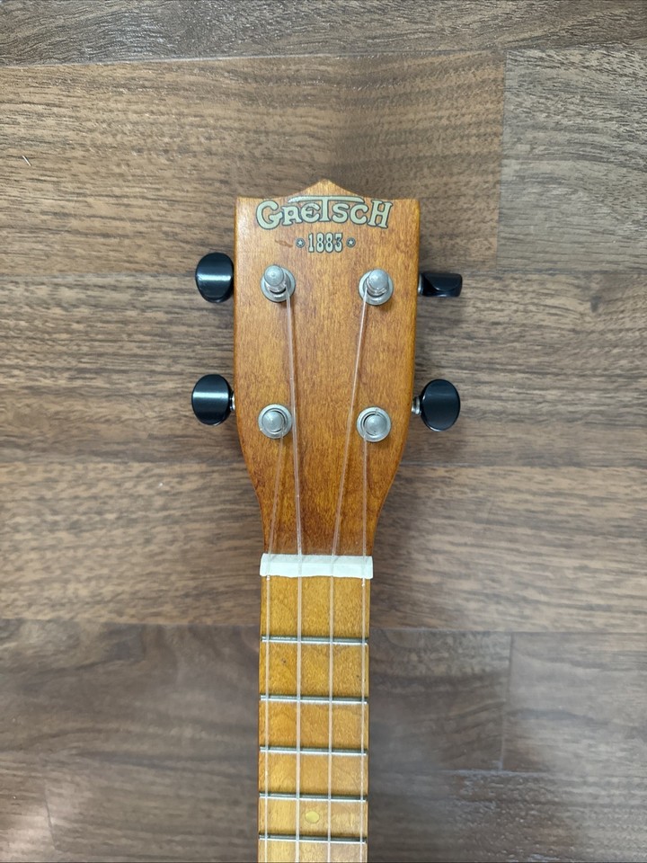 Gretsch Banjo Great Condition Four Tuning Pegs Wood Neck And Body ...