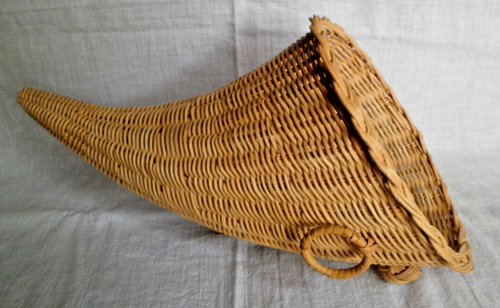 VINTAGE 16" WICKER CORNUCOPIA | eBay