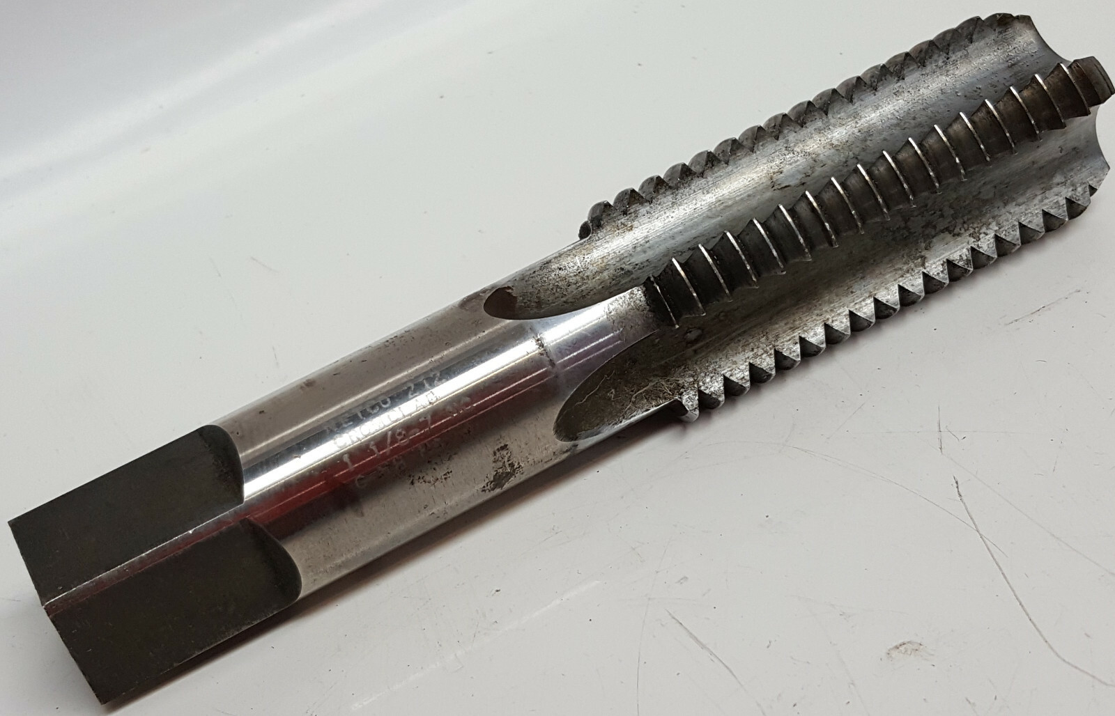 Made in the USA Netco Cromclad 1-1/8" 7 NC threads 4 flutes RH metal ...