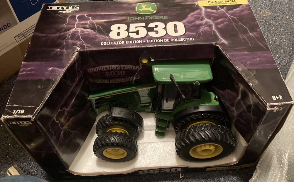 Extremely Rare John Deere 8530 Collector Edition Ertl Britains 1/16 Die ...