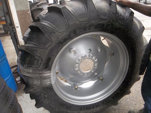 TWO 13.6x28, 13.6-28 R1 Tractor Tires on 6 Loop Wheels with Centers | eBay