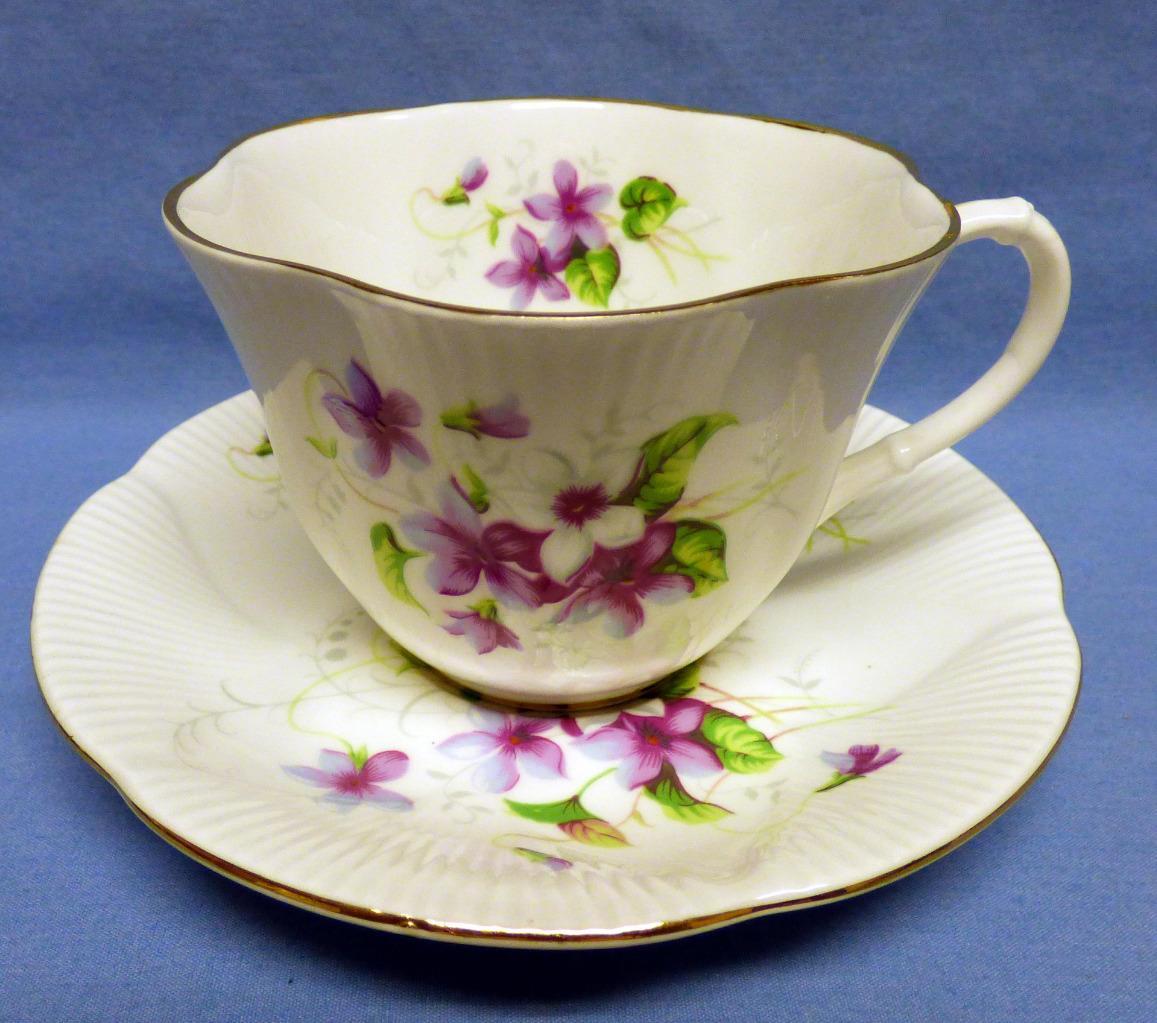 ROYAL ALBERT GORGEOUS VIOLETS PATTERN BONE CHINA CUP&SAUCER ENGLAND | eBay