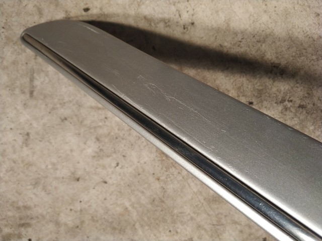 06-09 MERCEDES W251 R350 R500 REAR LEFT DOOR MOLDING TRIM PANEL ...