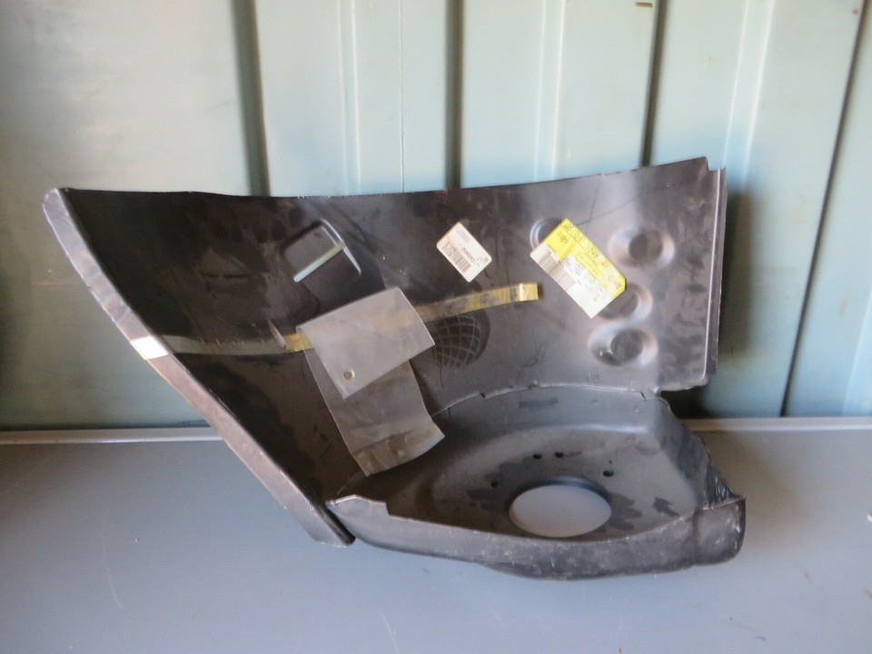 OEM # 12456452 Genuine GM AC DELCO new Front STRUT TOWER Wheel House ...