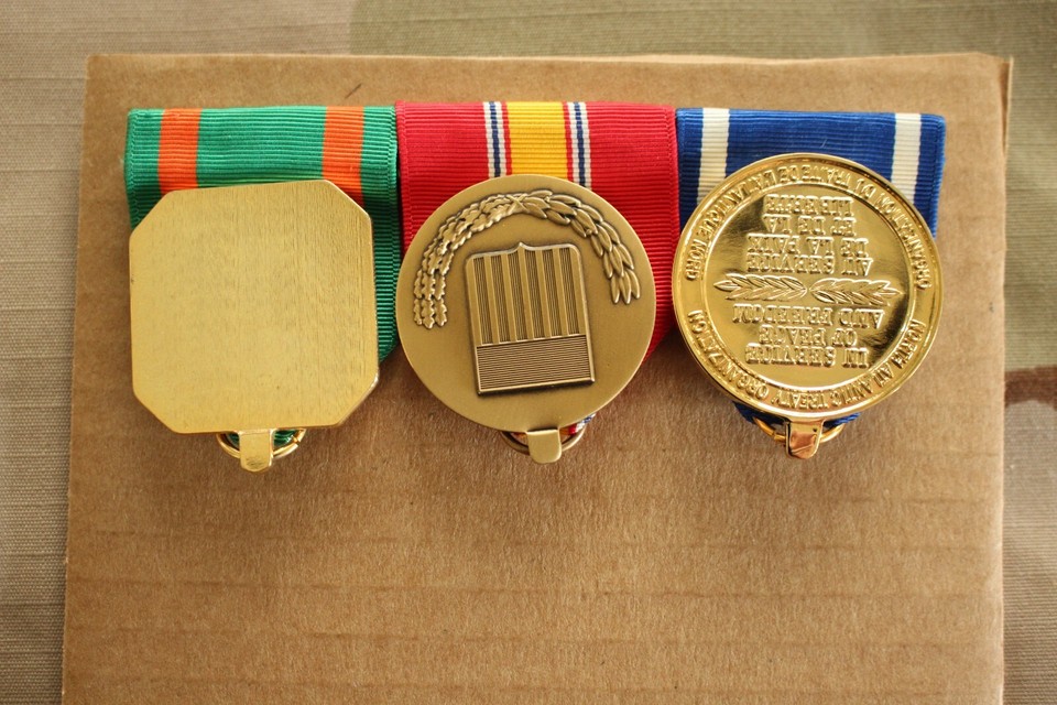US MILITARY USN USMC USAF USCG ARMY FULL SIZE MOUNTED MEDALS THREE ...