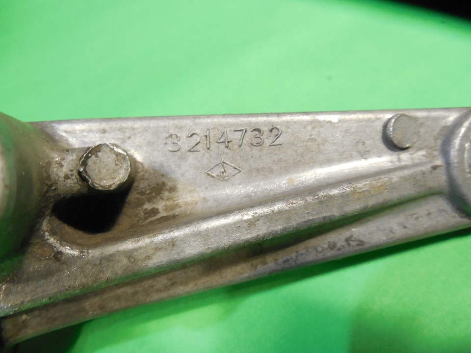 AMC Jeep 304 360 401 V8 power steering pump bracket CJ5 CJ7 J10 3214732 ...