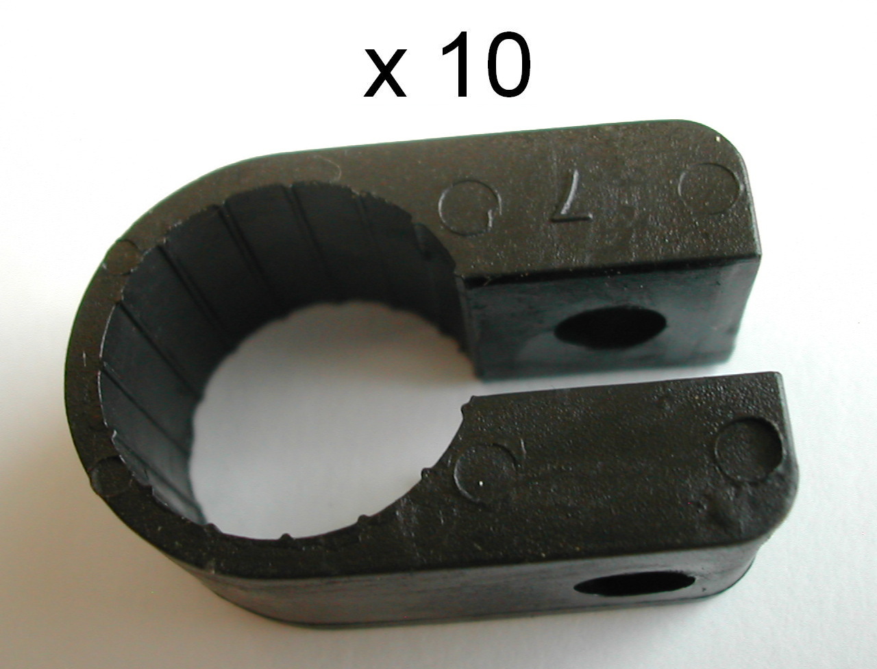CC7 / No.7 SWA Armoured Cable Cleats (10 Pack) 17.8mm (0.7") Diameter ...