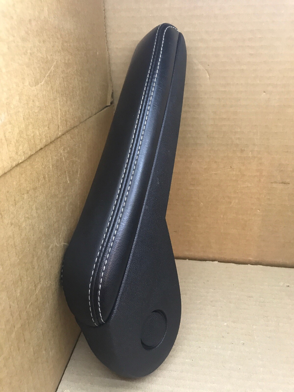 11-20 Town Country Grand Caravan Front Left Driver Seat Arm Rest ...