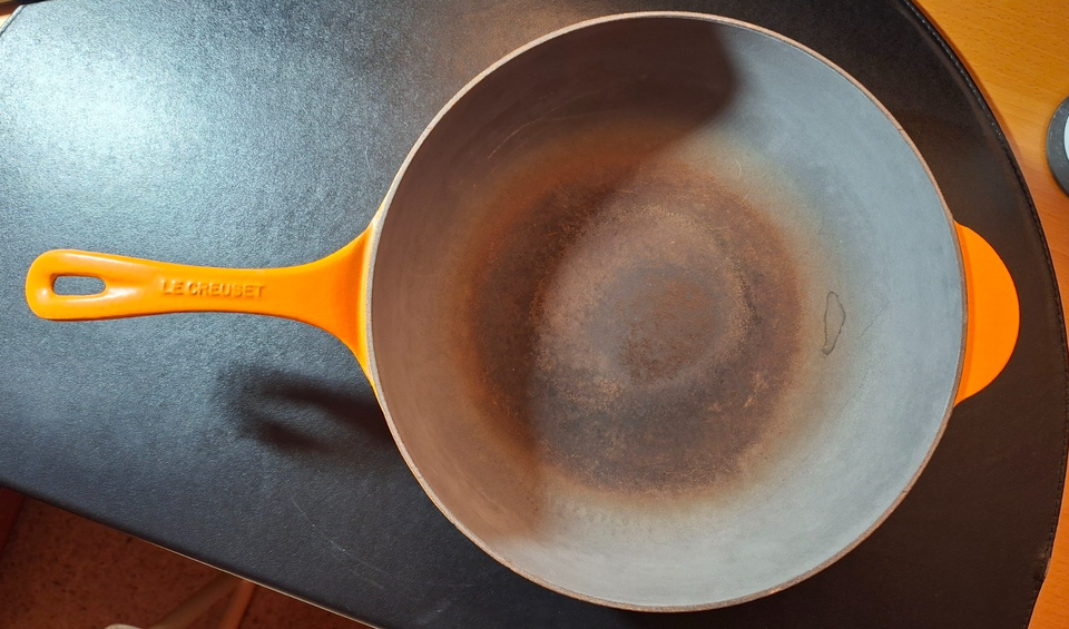 Le Creuset Deep Cast Iron Sauté 30cm Pan -Volcanic Orange - EXTRA LARGE ...