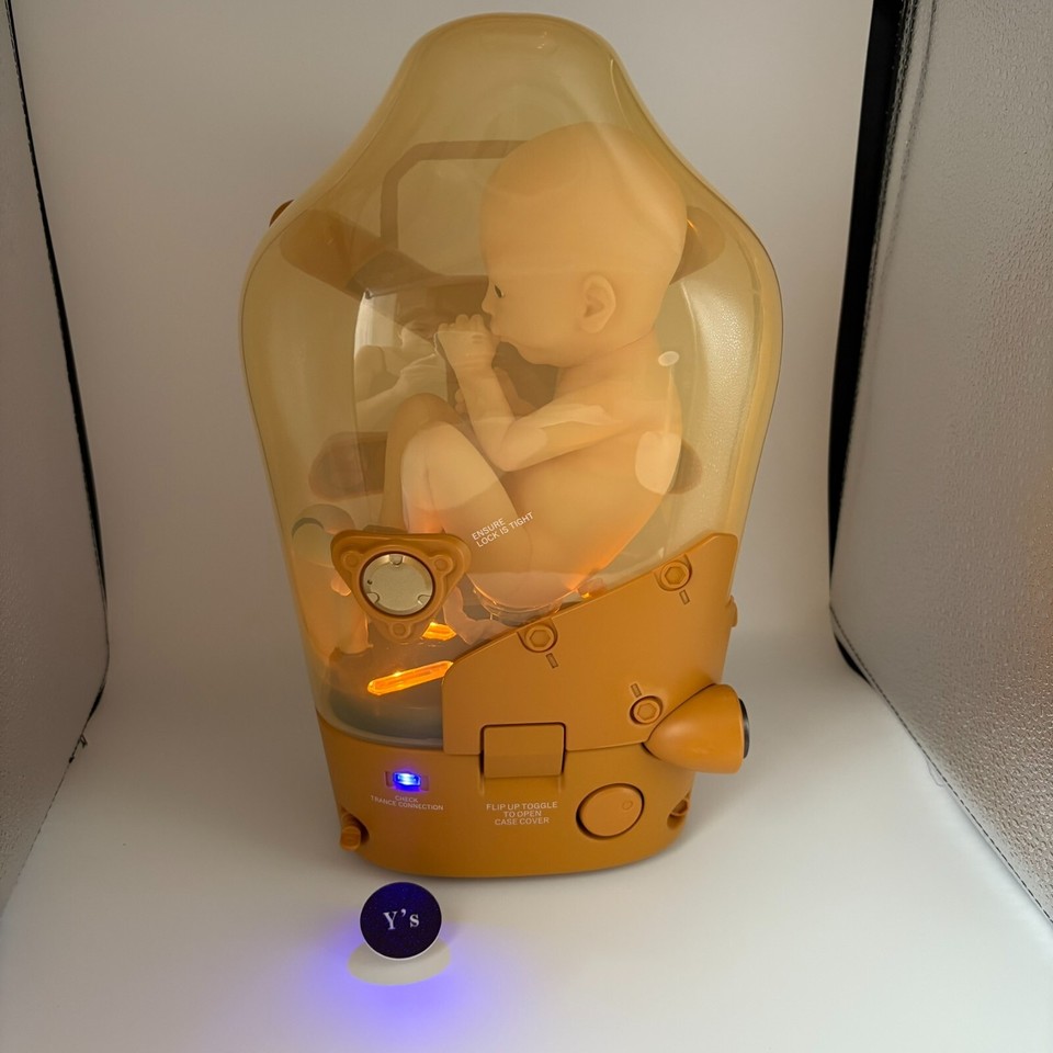 Death Stranding Collectors Edition BB Pod Figure & PS4 Game Doll Case ...