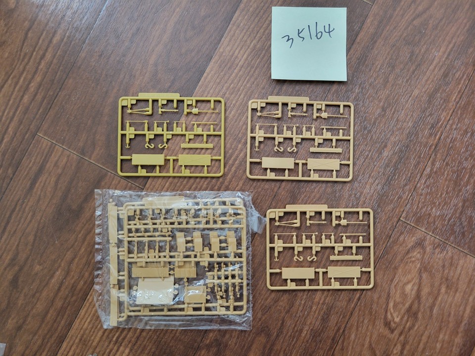 Leftover parts From AFV Club AF35164 AF35169 AF35270 AF35148 AF35261 | eBay