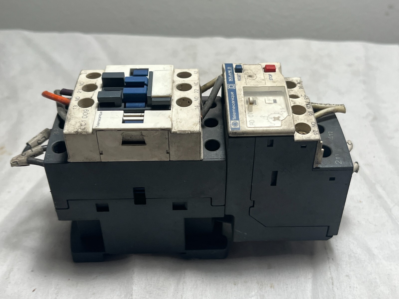 Schneider Electric LC1 D09 Contactor W/ LRD 07 Overload Relay SQUARE D ...