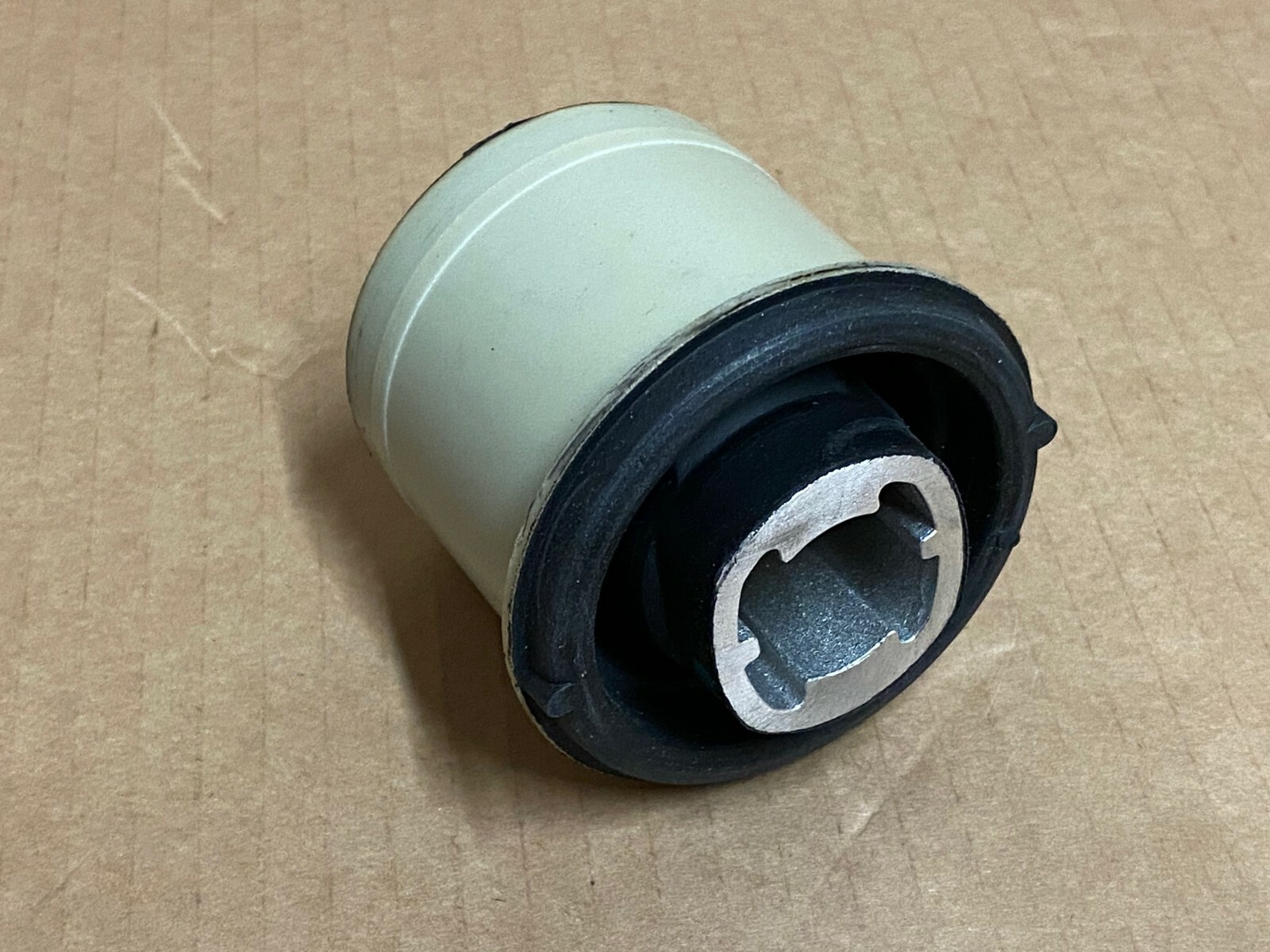 REAR SUBFRAME *REAR* MOUNTING BUSH FOR VOLVO XC70 MK2 2007-2016 | eBay