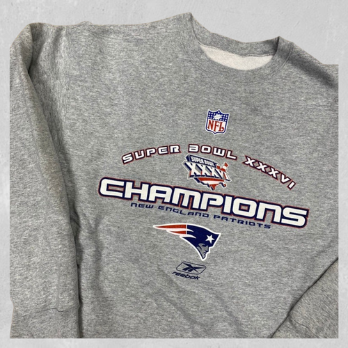 NEW ENGLAND PATRIOTS SUPER BOWL 36 CHAMPIONS 2001 NFL FOOTBALL ...