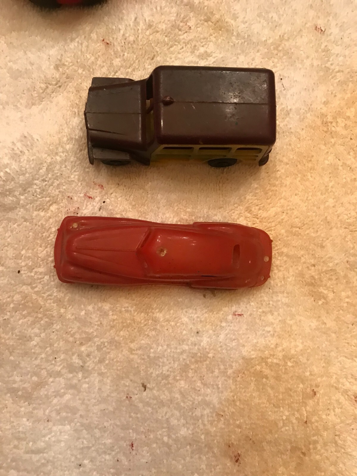 1 PLASTIC FARMTOY TRUCK MADE IN USA AND A RED PLASTIC CAR | eBay