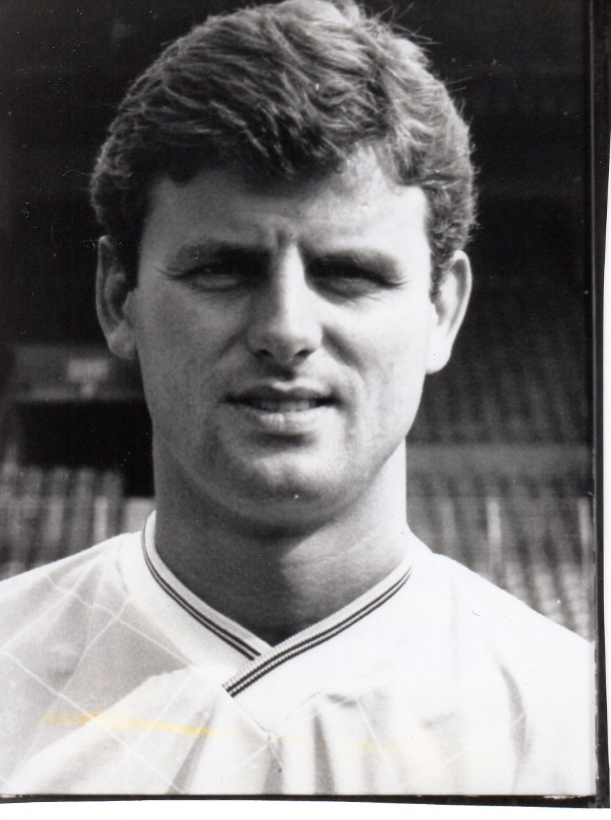 Original Press Photo Manchester City Wayne Biggins 5.10.1988 | eBay