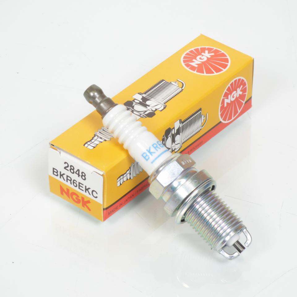 Bougie d'allumage NGK pour Moto BMW 1100 R S 1998 à 1999 BKR6EKC Neuf ...