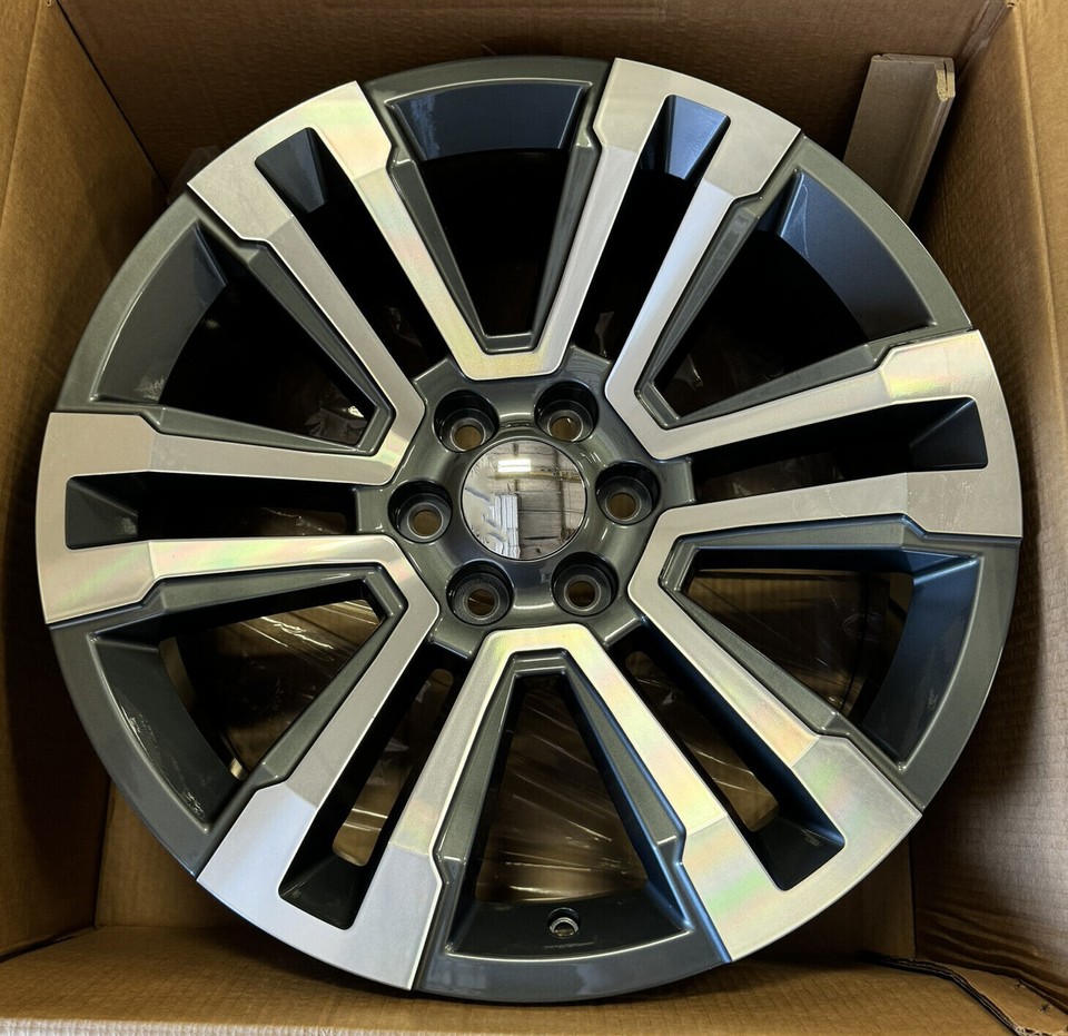 Gunmetal & Machine 22" Denali Split Wheels Blackhawk RT Tires Chevy ...