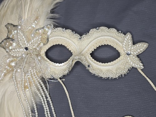Vintage Gypsy Renaissance Hand made a Crafted Feather White Mask ...
