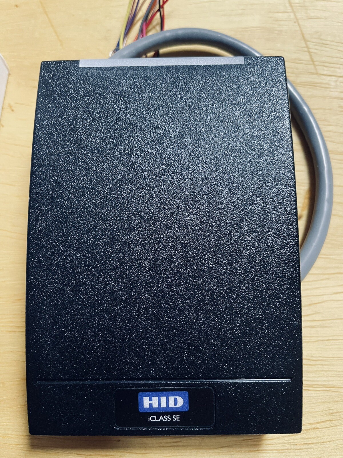 New!!! HID iCLASS SE R40 Mobile Wall Switch Reader 920NMNNEKEA0CH ...