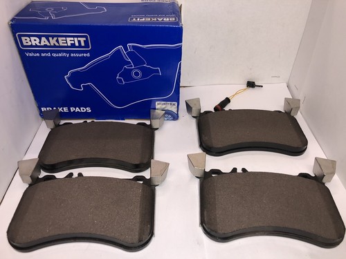 Front Brake Pads For Mercedes A45 AMG (W176), CLA45 AMG (C117), GLA45 ...