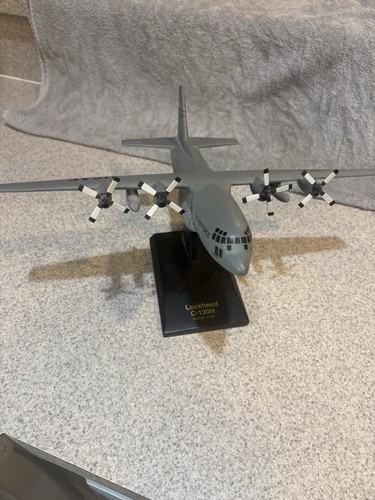USAF Lockheed Martin C-130 Hercules Transport Desk Top Model 1/100 | eBay